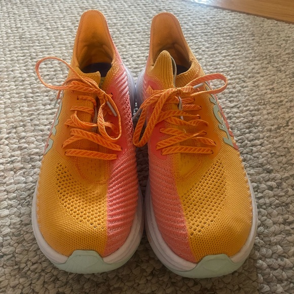 Hoka | Shoes | Carbon X Hokas Size 9 | Poshmark